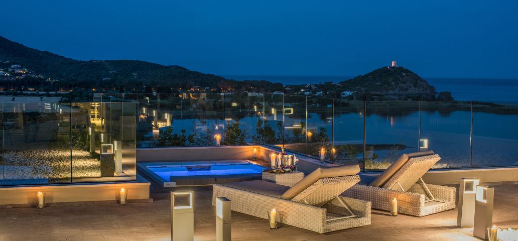 Ethimo projects: Chia Laguna Resort - Cagliari